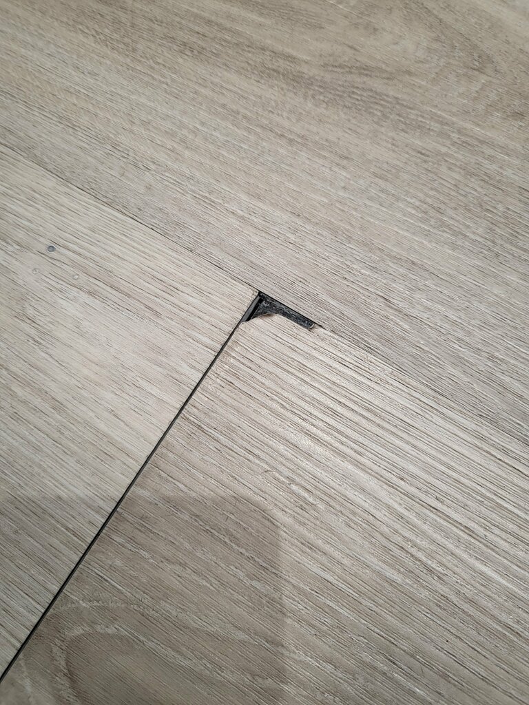 Zemin döşeme üretim ve satış firmaları Aquafloor, Moskova, foto