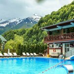 Grand Hotel Polyana (Achipsinskaya Street No:16), yüzme havuzları  Soçi'den