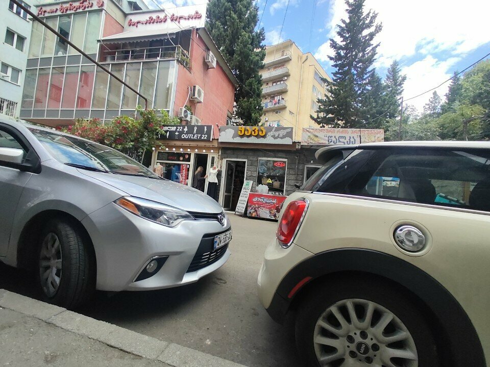 Giyim mağazası Outlet 22, Tiflis, foto