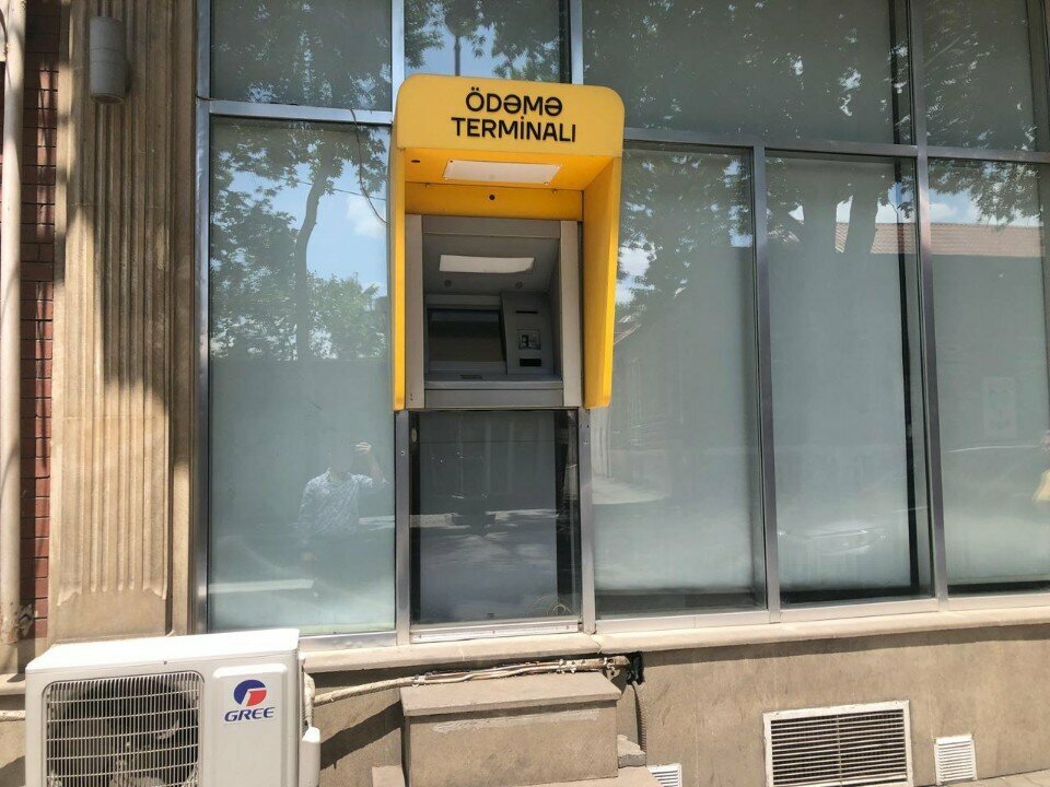 ATM'ler ATM, Gence, foto