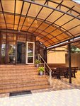 Гостиница (Kashtanovaya ulitsa No:2, Divnomorskoye Village), otel  Krasnodarski krayından