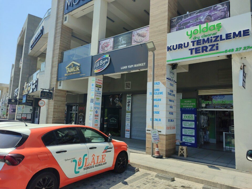 Kuru temizlemeciler Yoldaş Kuru Temizleme, İstanbul, foto