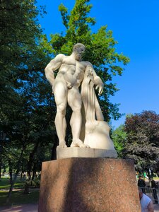 Farnese Hercules (Saint Petersburg, Aleksandrovskiy Garden), park, sokak heykeli  Saint‑Petersburg'dan