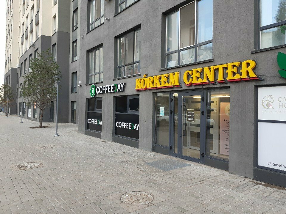 Cep telefonu aksesuarları Bonza market, Astana, foto