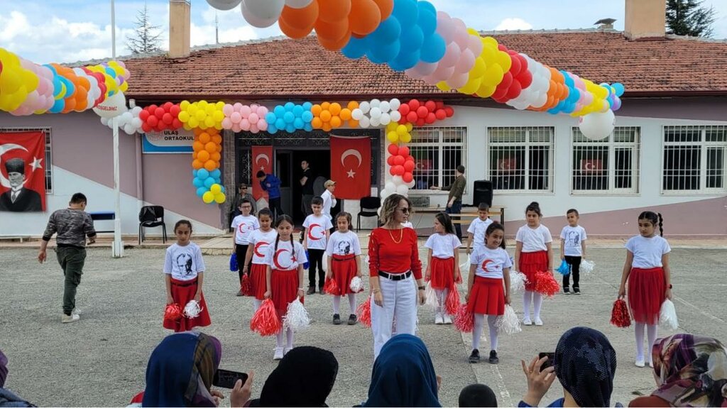 Ortaokul Ulaş Ortaokulu, Tokat, foto