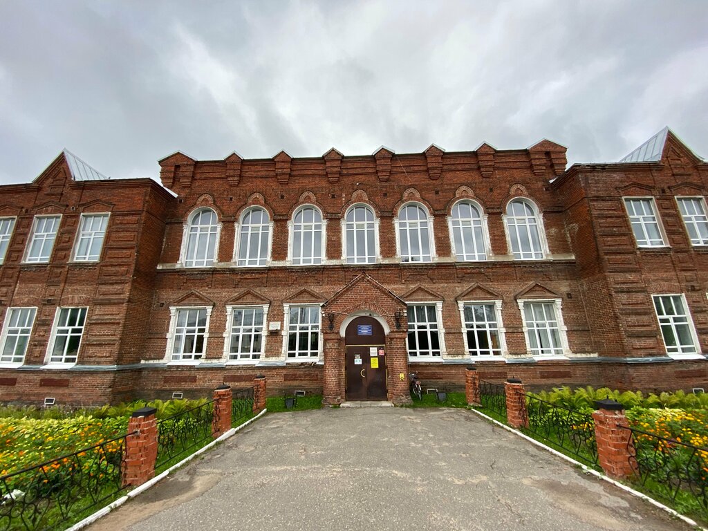 Yüksekokul Bpou Vo Totemsky politekhnichesky kolledzh, Totma, foto