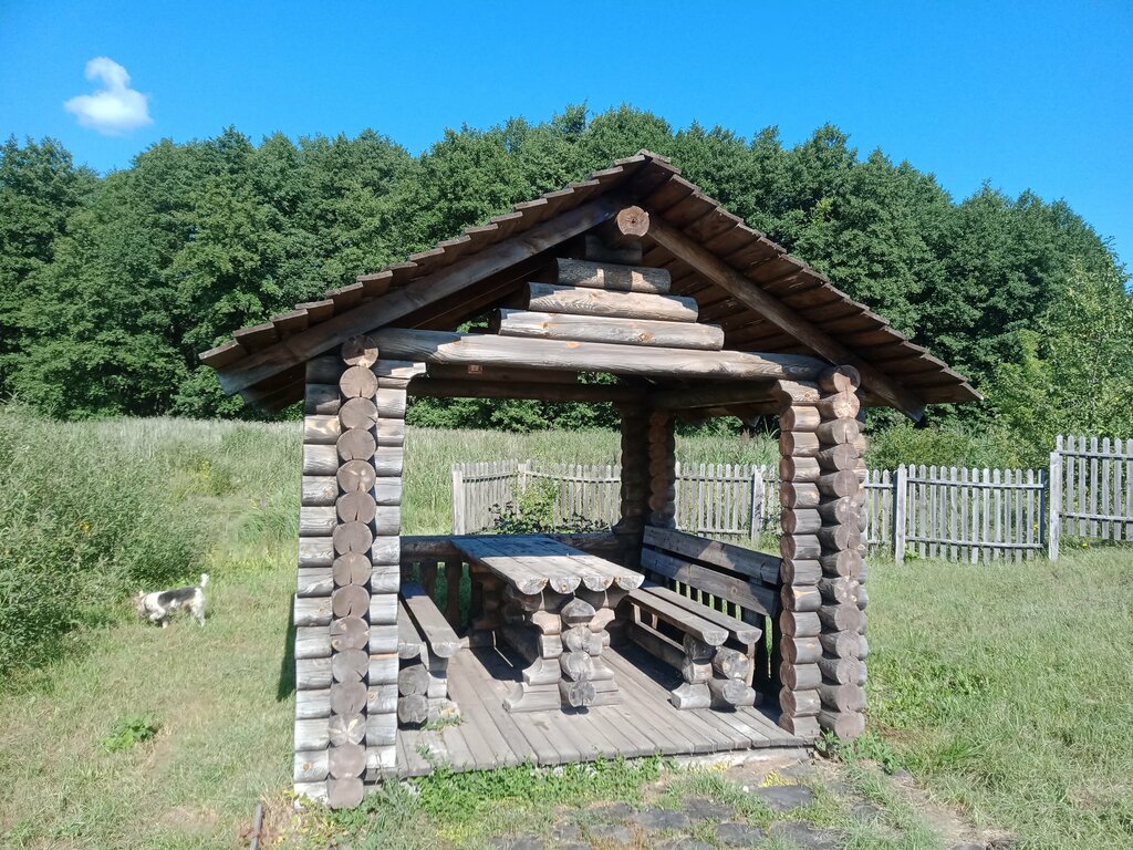 Şapel, haç anıtı Часовня Илии Пророка, Belgorodskaya oblastı, foto