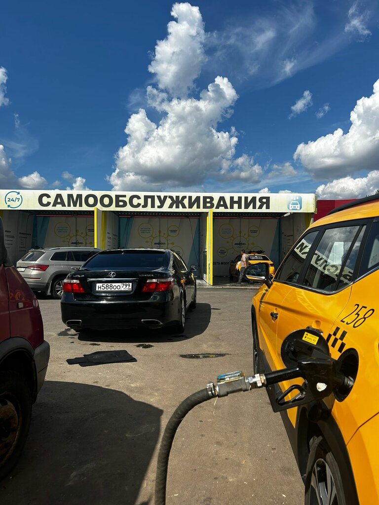 Benzin istasyonu Эль Ойл, Moskova, foto