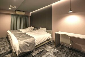 Hotel The Grandee Shinsaibashi (Osaka Prefecture, Osaka, Higashishinsaibashi 2 chome, 4-4), otel  Osaka'dan