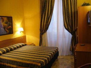 Hotel Milazzo (Via Milazzo No:3), otel  Roma'dan