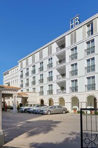 Hotel Budva (Budva, gorodskoye naselye Budva 85310, ulitsa Slovenska Obala), otel  Dünya'dan