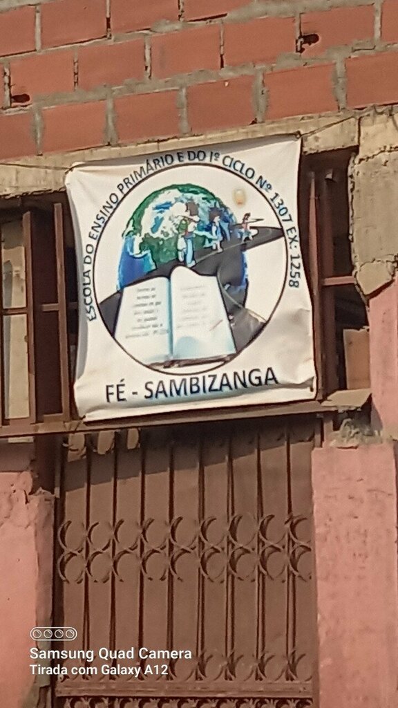 i̇lkokul Escola do ensino primario e do 1• Ciclo, Loanda, foto