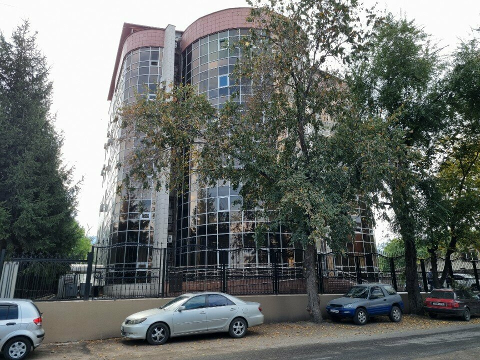 Şebeke ekipmanları Arlan Si, Almatı, foto