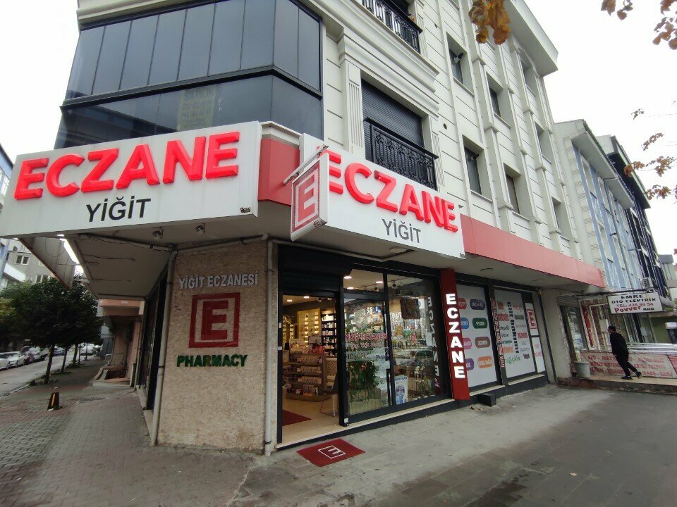 Eczaneler Yiğit Eczanesi Yeşilova, İstanbul, foto