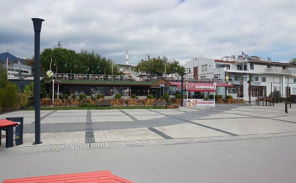 Kafe Pehlivan Çay Bahçesi, Edremit, foto