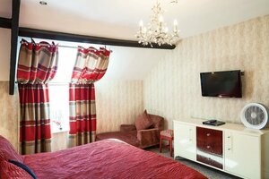Llanerch Vineyard Hotel (Wales, Denbighshire, Llanerch), otel  Galler'den