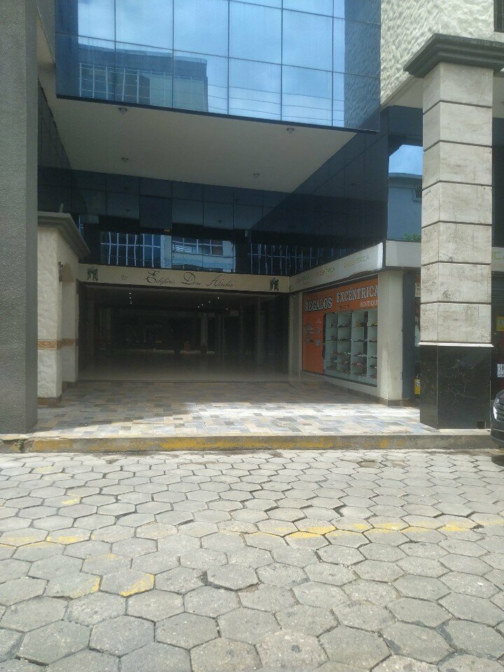 Yönetim ofisi Edificio Don Alcides Legal Consultancy, Santa‑Krus, foto