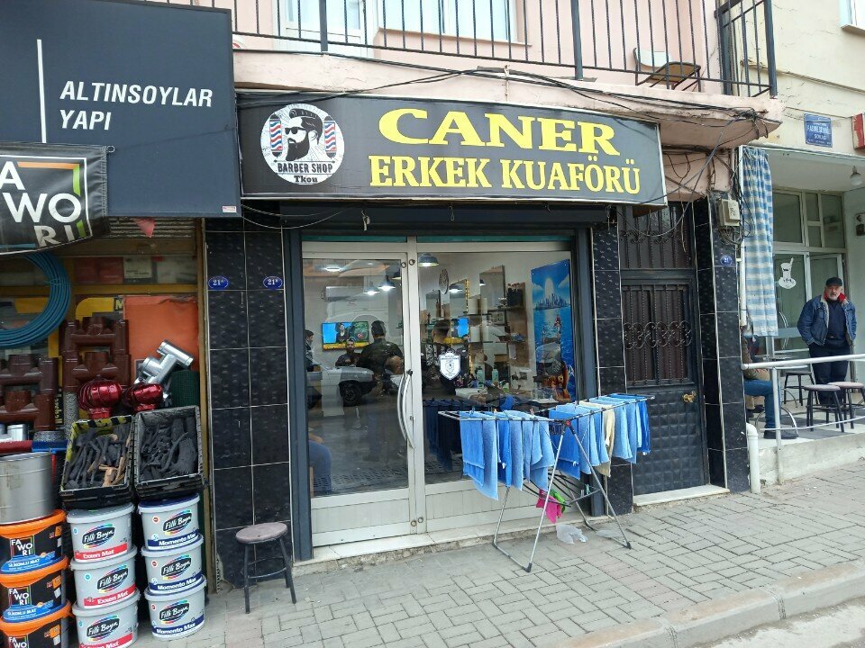 Berberler Caner Erkek Kuaförü, İzmir, foto