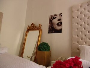 Hotel Velvet 1889 (Mohamed Farid Street No:118), otel  Kahire'den