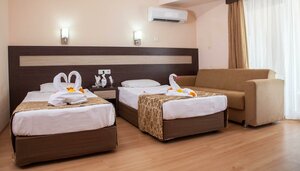 Lonicera World (Antalya, Alanya, Türkler Mah., Şükrü Sipahioğlu Sok., 4), otel  Alanya'dan