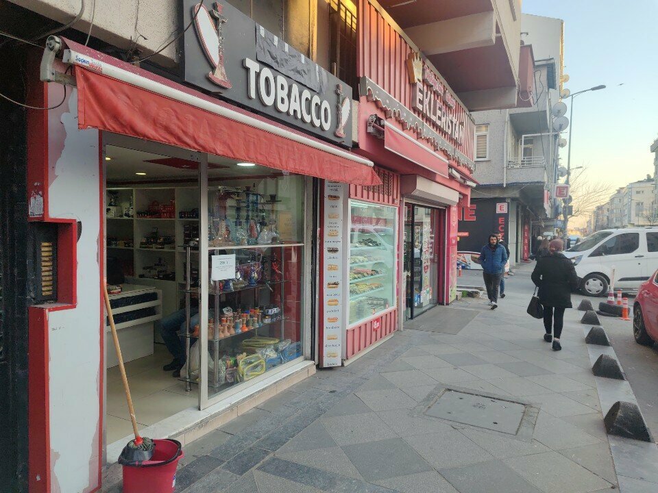 Tütün, sigara mağazaları Uğur Tobacco, İstanbul, foto