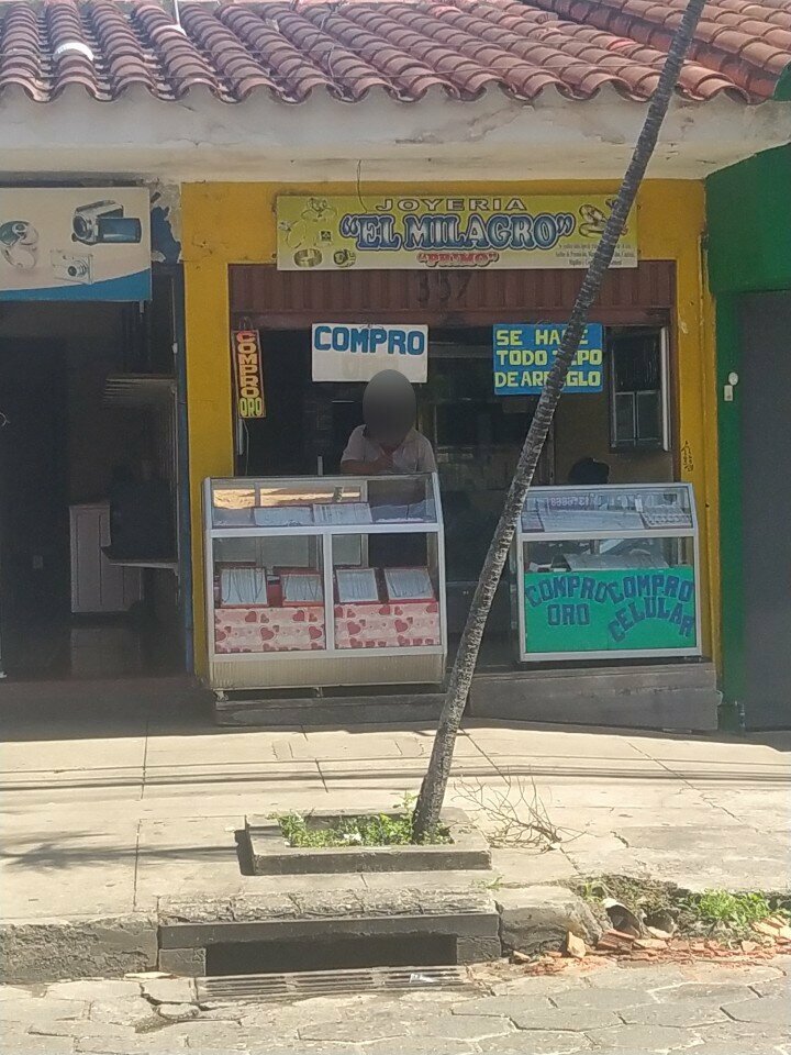Kuyumcular El milagro, Santa‑Krus, foto