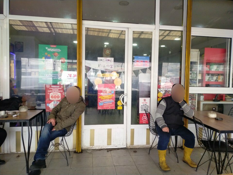 Market Efes Pilsen Yılmaz Tekel Bayi, İzmir, foto