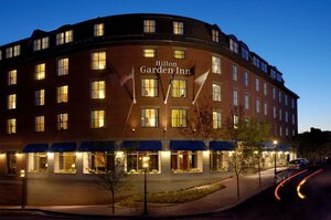 Hilton (100 High Street, Portsmouth, New Hampshire, 03801, USA), otel  Portsmouth'tan