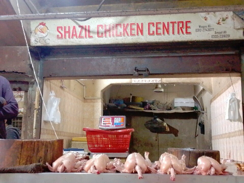 Kanatlı hayvan ürünleri ve yumurta Shazil, Karaçi, foto