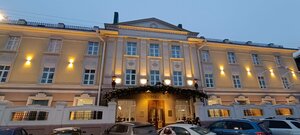 Ostrovskiy (Mira Avenue No:4Б), otel  Kostroma'dan