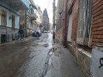 Georgian Guest House on Asatiani (Lado Asatianis Street No:7), otel  Tiflis'ten