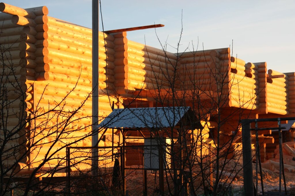 Yazlık ev inşaatı Добротный дом, Vologodskaya oblastı, foto