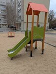 Playground (Republic of Tatarstan, City of Kazan, Privolzhskiy City Administrative District, posyolok imeni Lozovskogo), oyun alanı  Kazan'dan