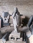 Памятники (ulitsa Ozimina No:36), heykel ve mezarlık taşı üreticileri  Aşa'dan