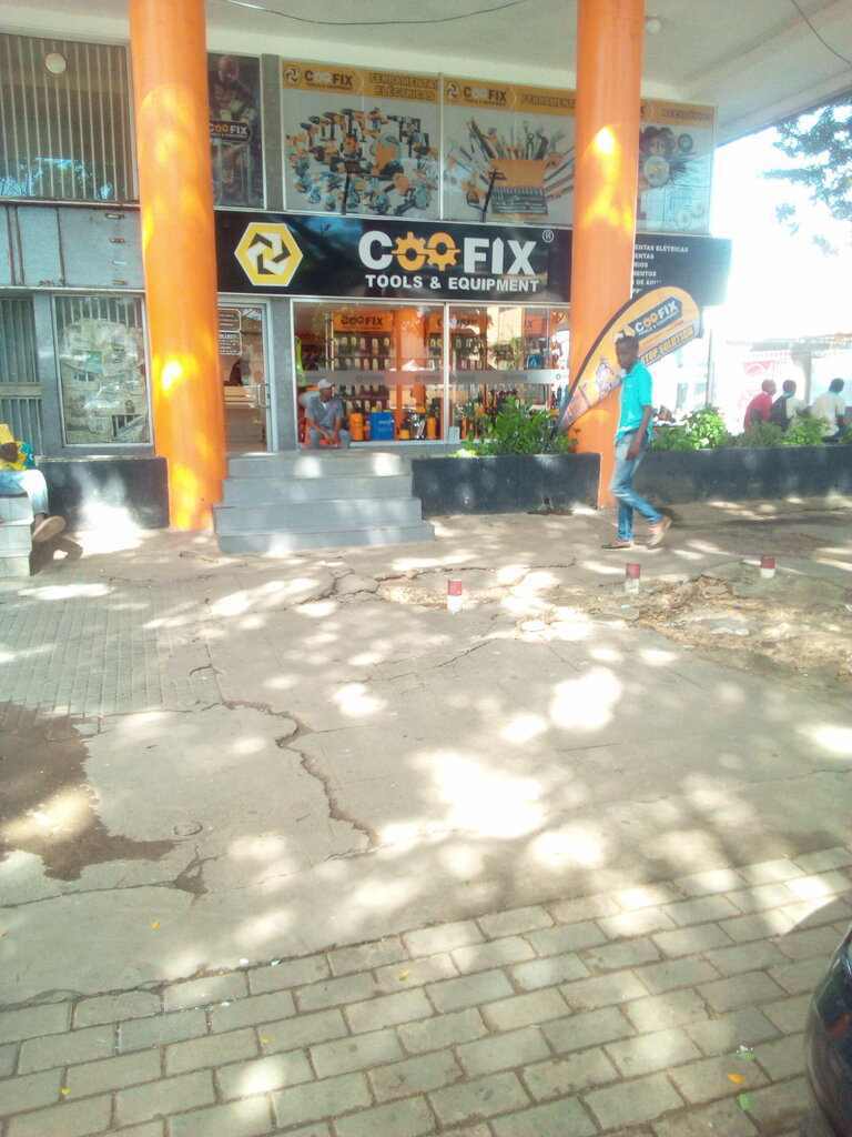 i̇nşaat gereçleri Coofix, Loanda, foto