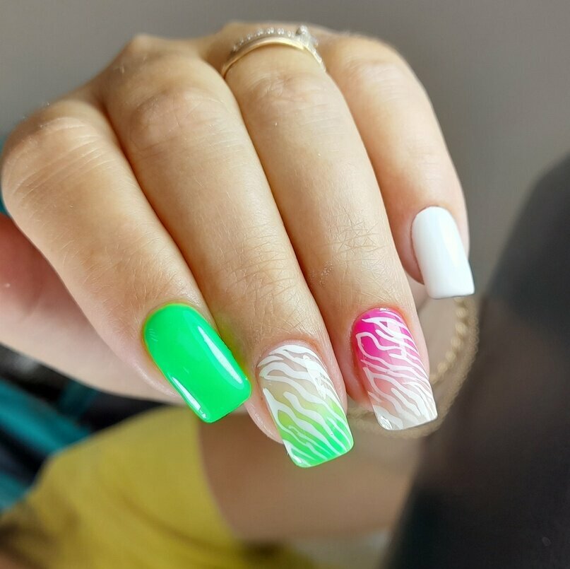 Güzellik salonu Elnails, Udmurtiya, foto
