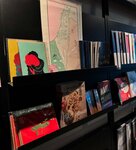Shop Design & Visual (Wasl square, block 4, Dubai, Dubai), kitap mağazaları  Dubai'den