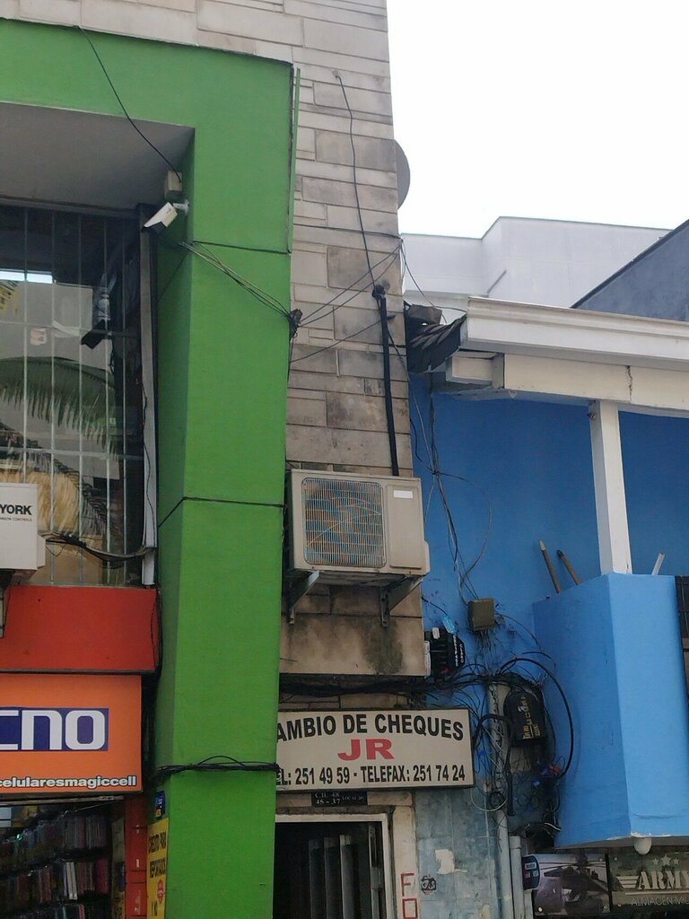 Para transferleri Cambio De Cheques Jr, Medellin, foto