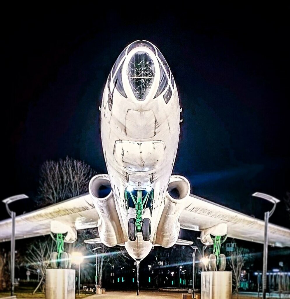 Teknoloji anıtı Самолëт Ту-16А, Smolensk, foto