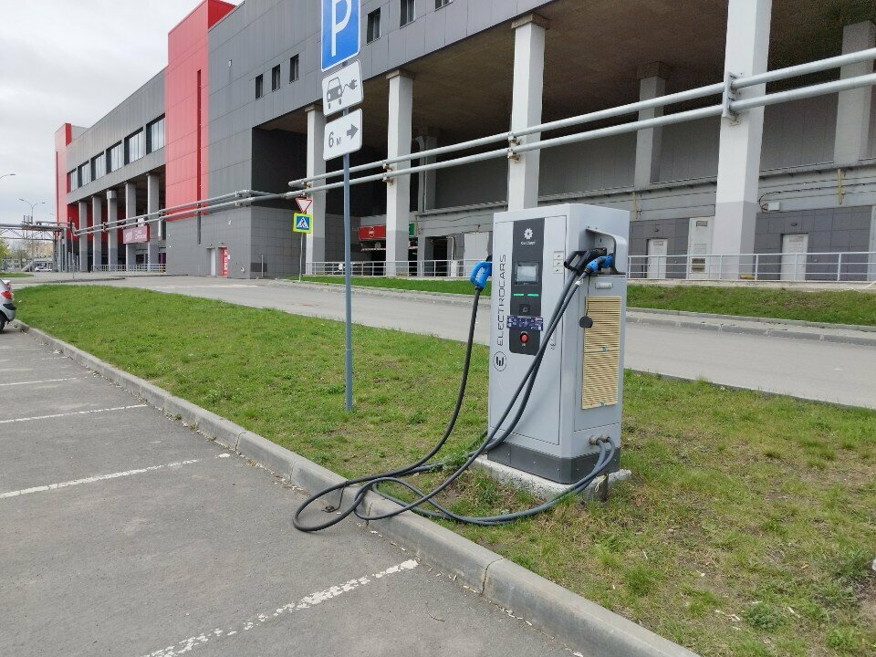 Elektrikli oto şarj istasyonları Electrocars, Çeliabinsk, foto