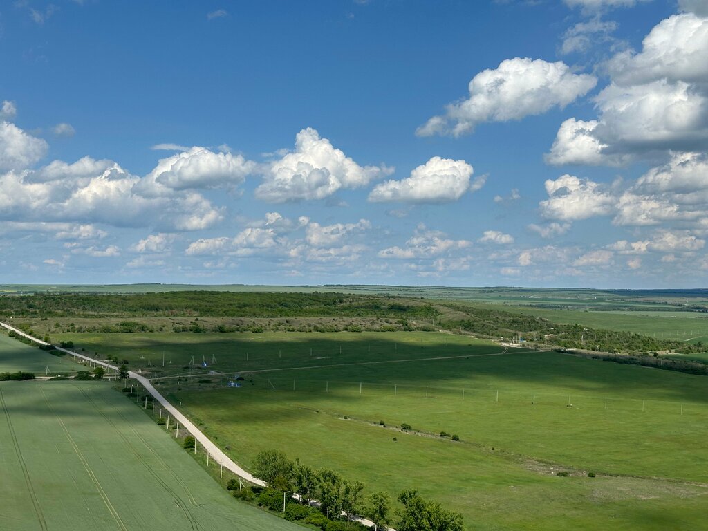 Dağ zirvesi Гора Кокуртлы 406 м, Stavropolski krayı, foto