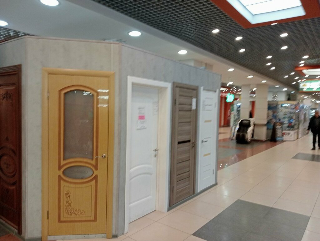 Kapılar Horoshie Okna i Dveri, Kolpino, foto