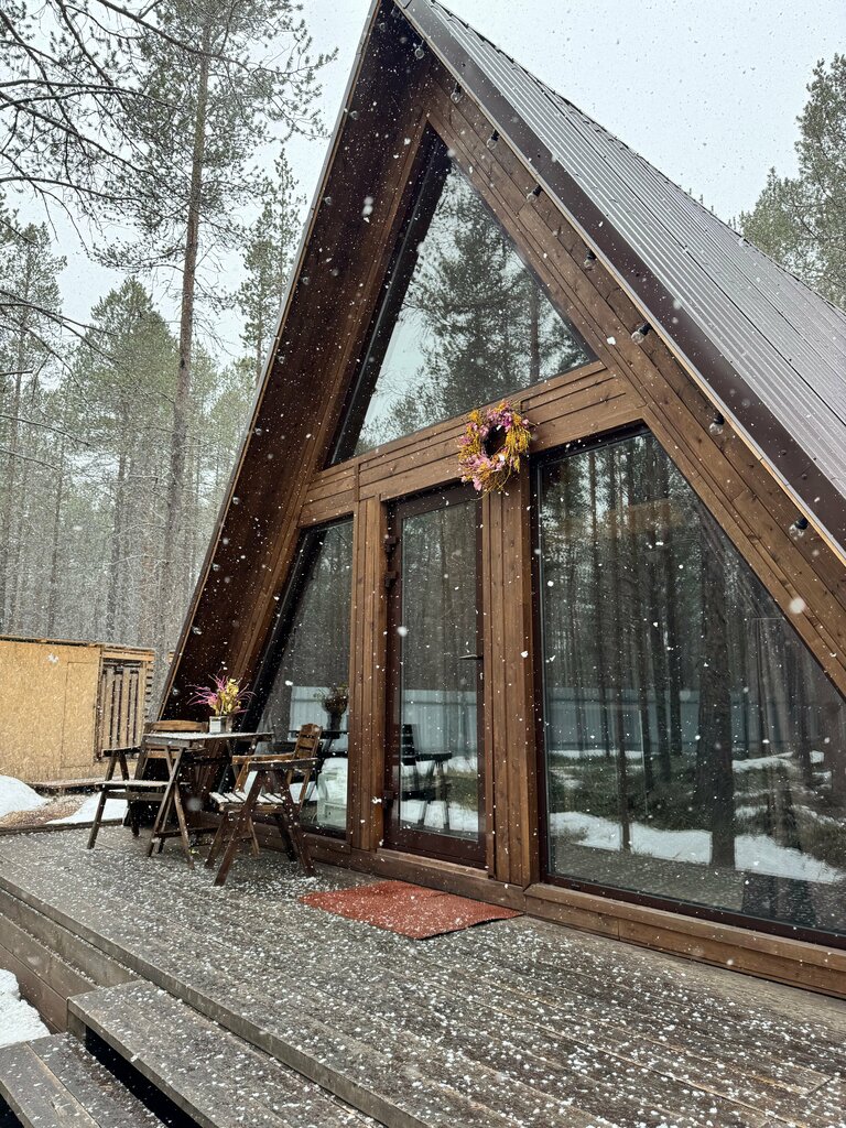 Resort oteller, tesisler Polarhome51, Murmanskaya oblastı, foto