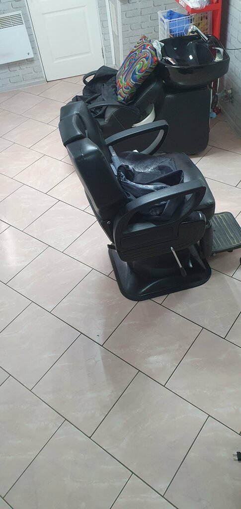 Kuaförler Парикмахерская, Kırım Cumhuriyeti, foto