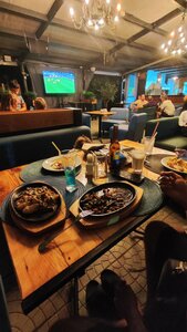 Летнее кафе Дворик (Komsomolskaya ulitsa No:36), kafe  Kamyşin'den
