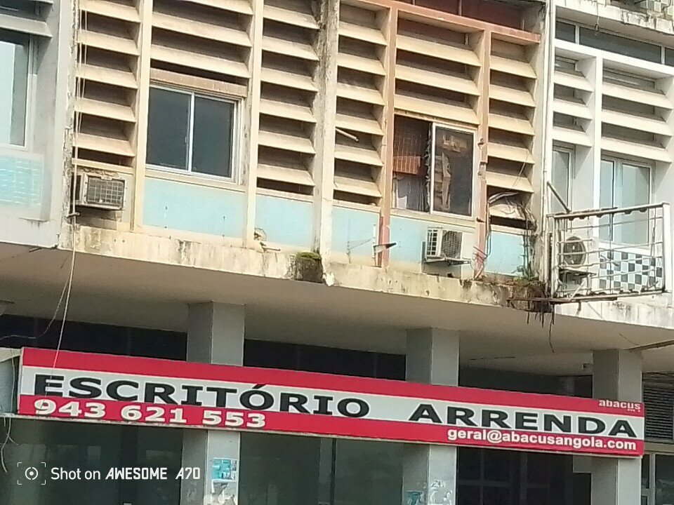 Emlak ofisi Escritorio, Loanda, foto