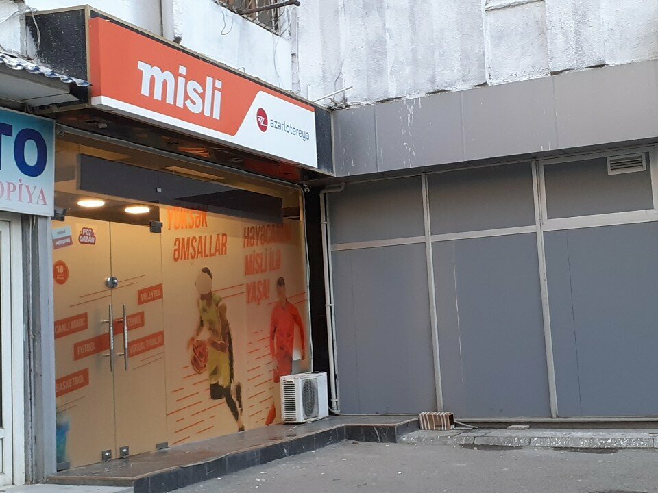 Şans oyunu bayileri Misli, Bakü, foto