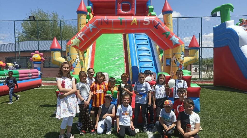 i̇lkokul Kaymakam Sabahattin Çakır İlkokulu, Orta, foto