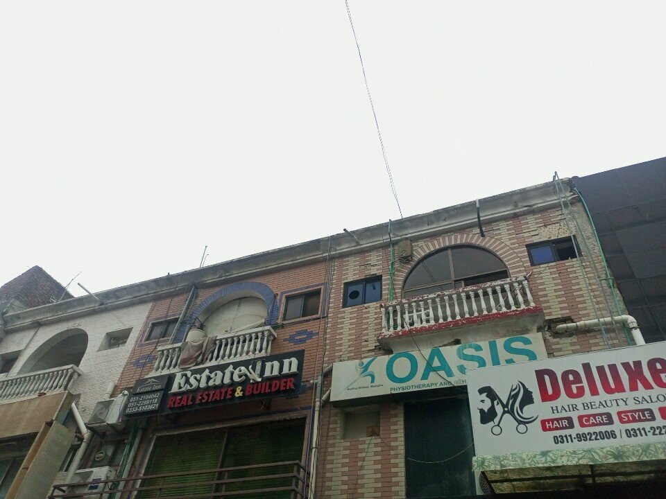 Emlak ofisi Maks Associates, Islamabad, foto