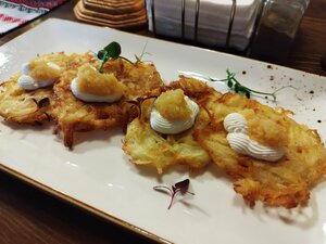 Ladeyny restoran Rusich i K (Revolyutsionnaya Street No:2), restoran  Tobolsk'tan